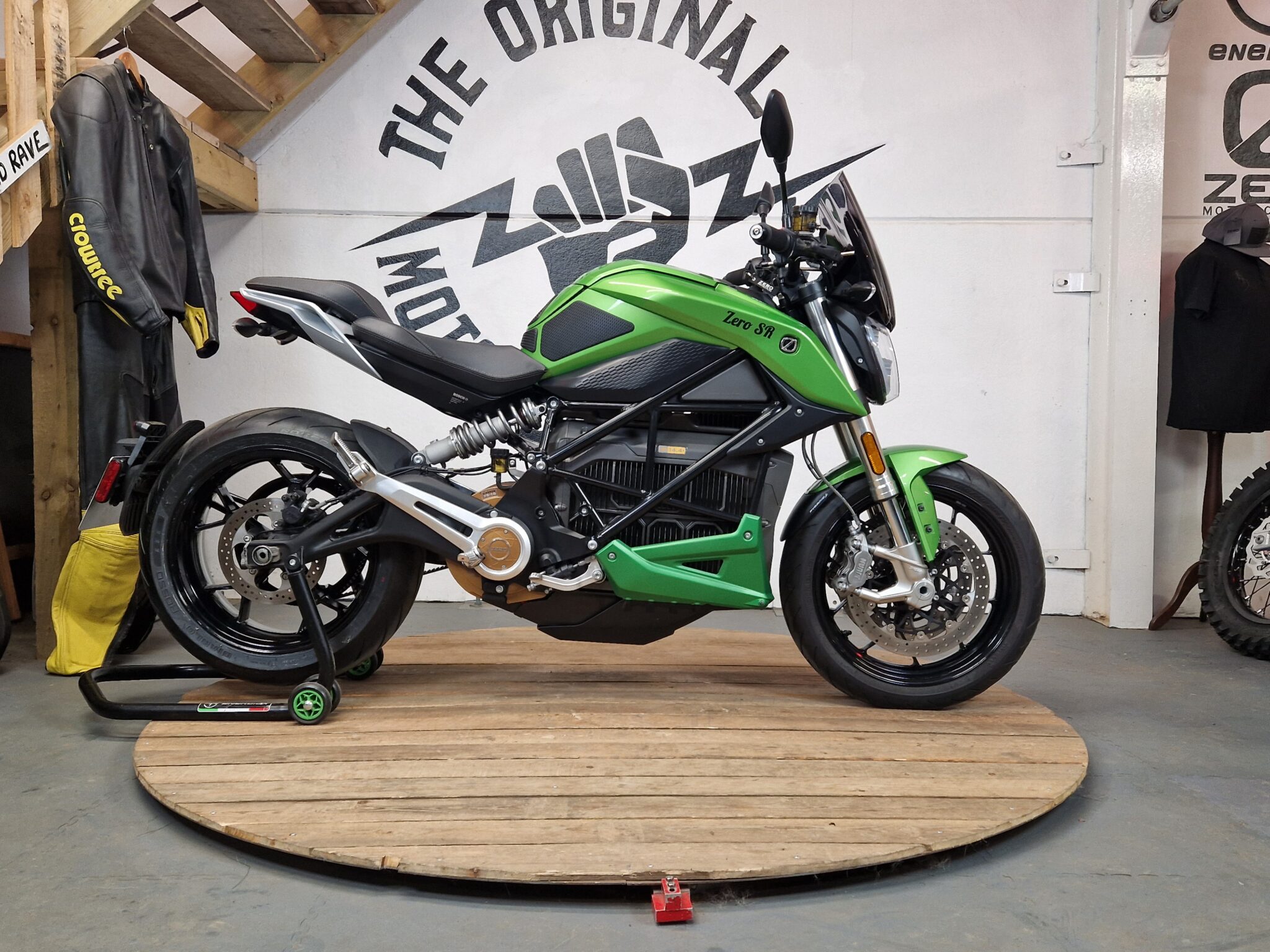 Used Electric Motorcycles & Bikes | Nationwide UK Delivery | English ...